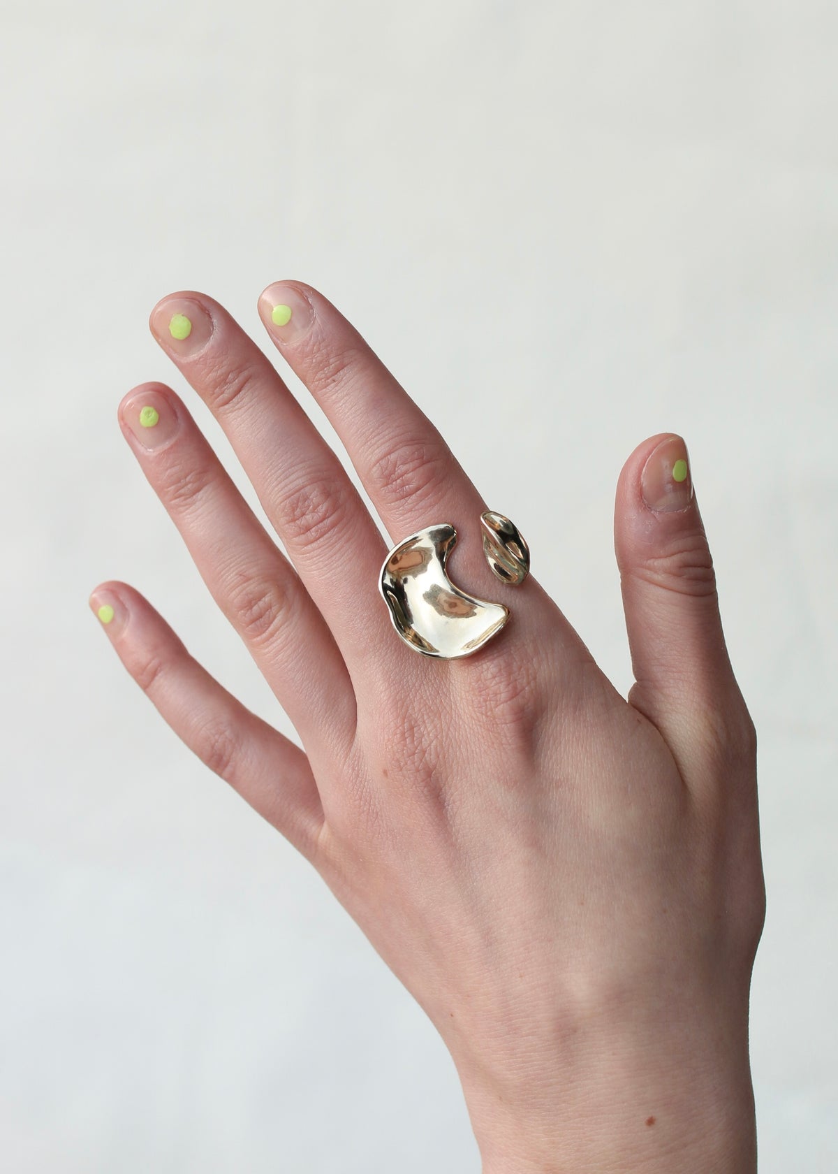 Open Indent Ring – GIVENS